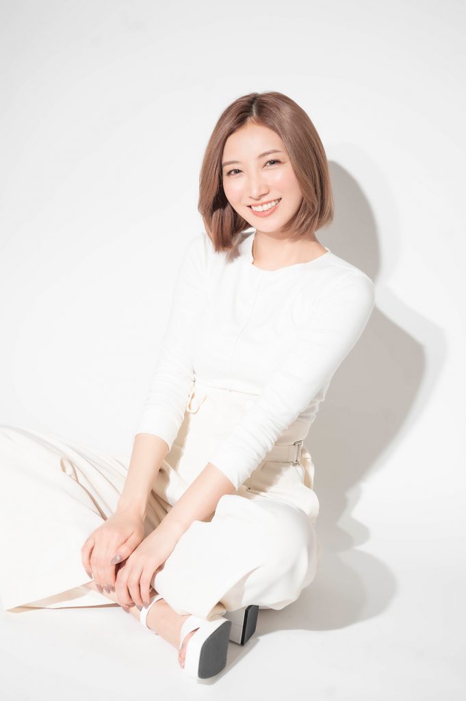 【写真】COVER MODEL Vol.31 加美杏奈「今の職業は関わる人がみんなあたたかい場所。人生がより楽しくなりました ...