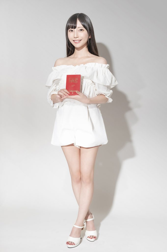 COVER MODEL Vol.37 나나사와 미아모두가 사랑해주고 있으니까, 나도 계속 사랑을 돌려주고 싶다 | AVDBS